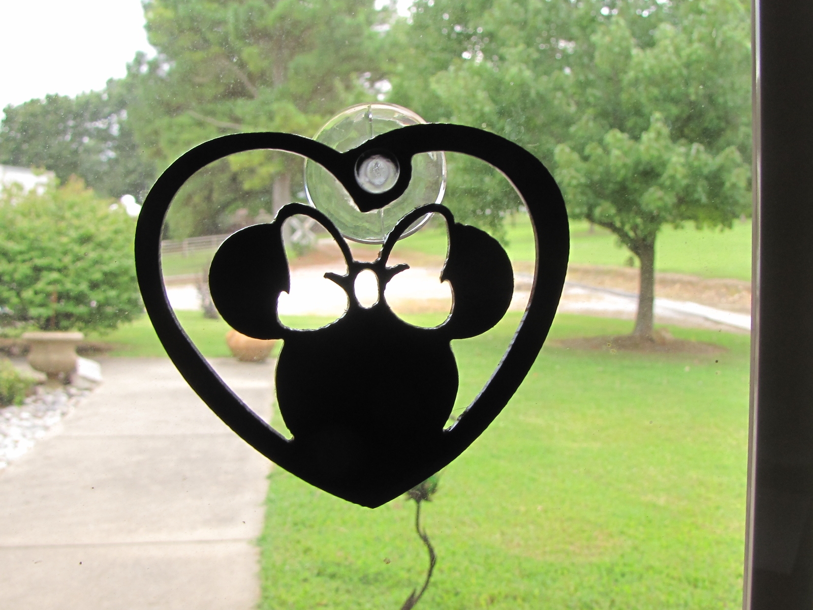Minnie Mouse Window Art – Designs By Kennedy Grab this one today!